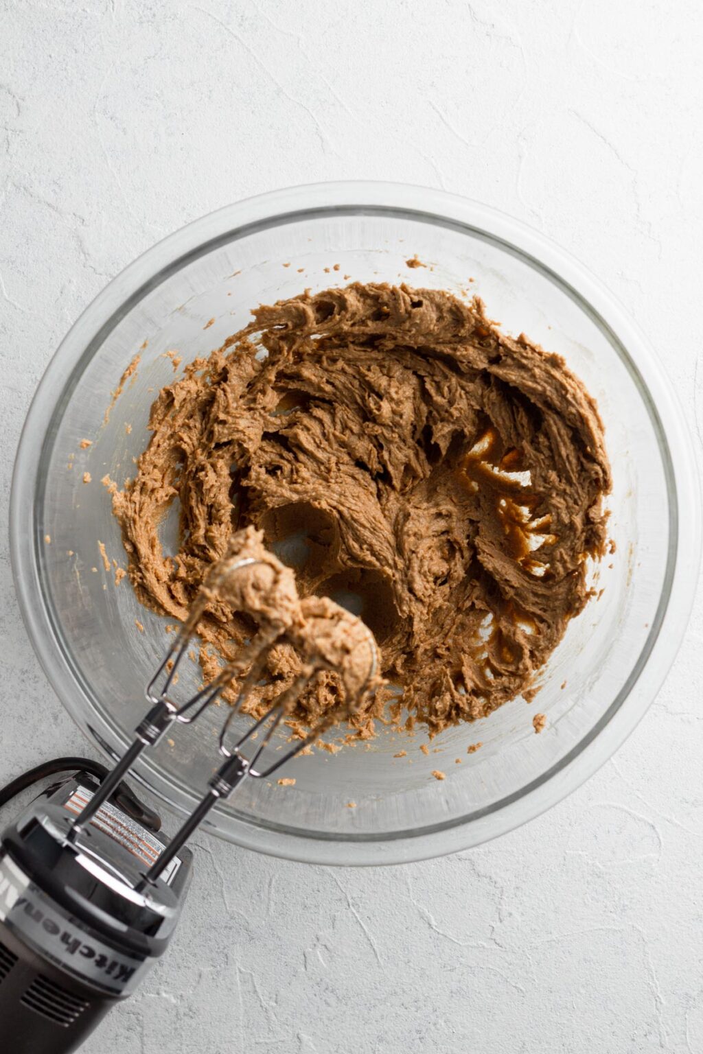 Old-Fashioned Molasses Crinkle Cookies - Always Eat Dessert