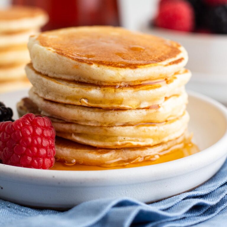 Easy Mini Pancakes (Silver Dollar) - Always Eat Dessert