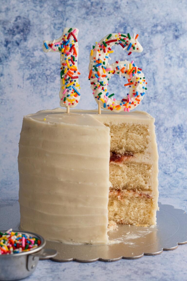 Easy DIY Edible Cake Toppers - Always Eat Dessert