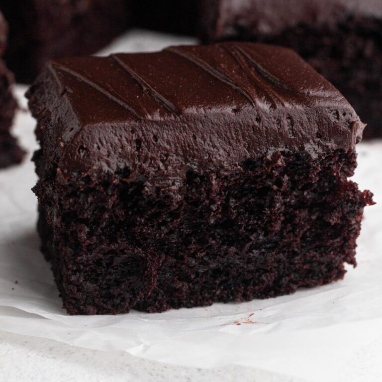Moist & Fudgy Chocolate Cake (One-Bowl) - Always Eat Dessert