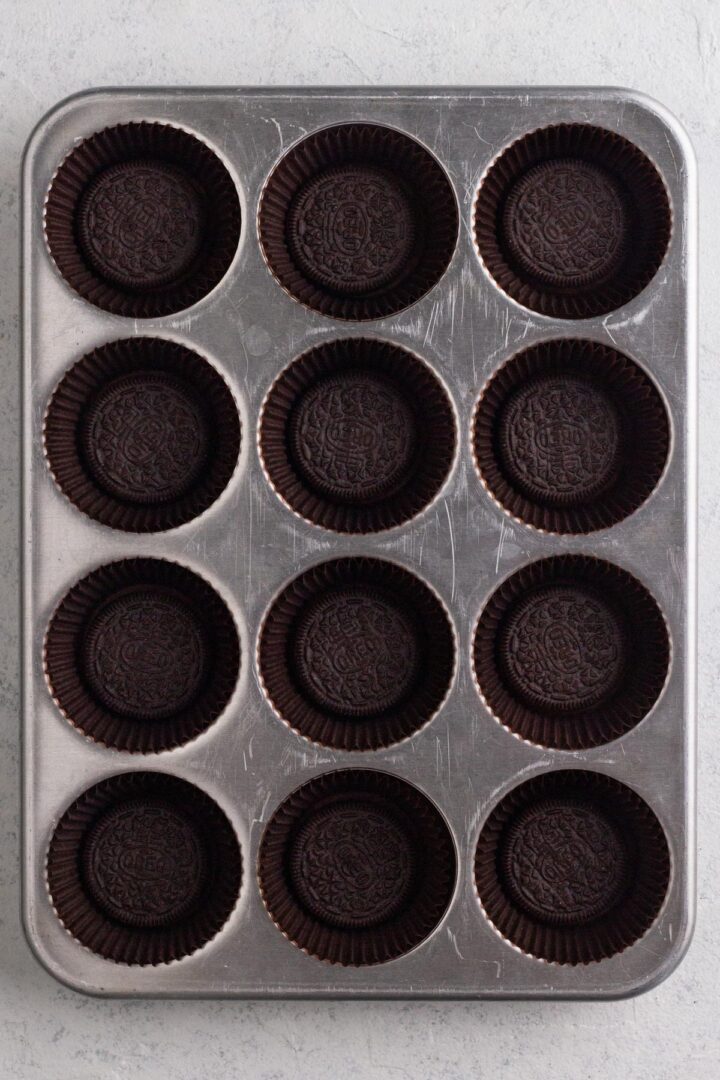 Mini Oreo Cheesecakes - Always Eat Dessert